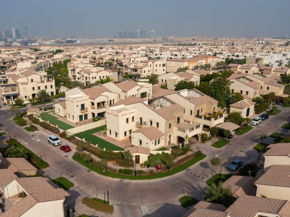 Top Gated Communities in Abu Dhabi | Bloom